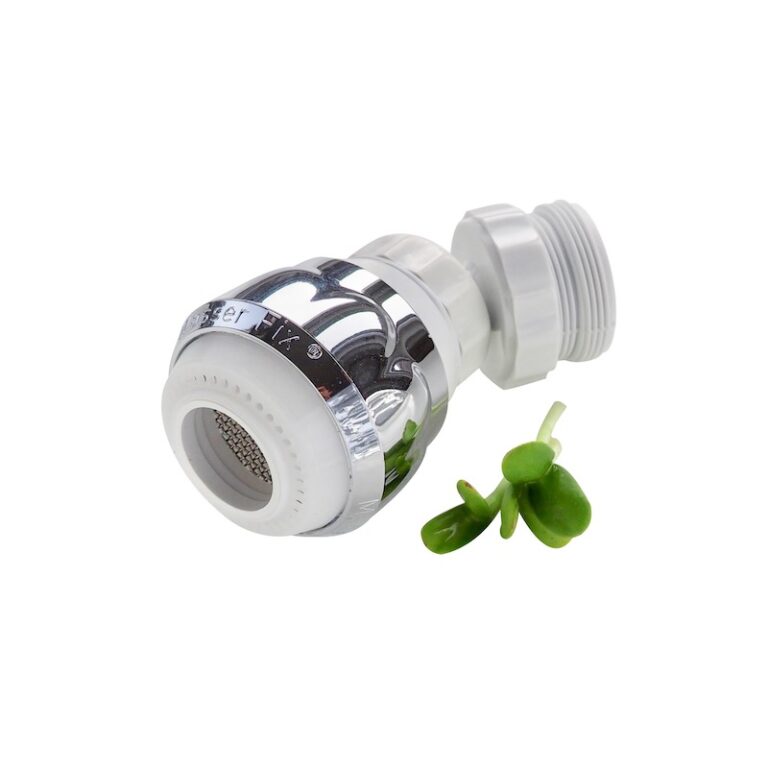 Water saving faucet aerator to rinse sprouts and microgreens