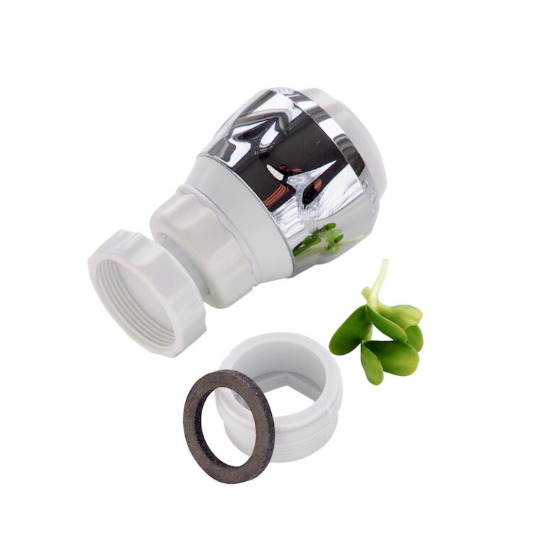 Water saving faucet aerator to rinse sprouts and microgreens